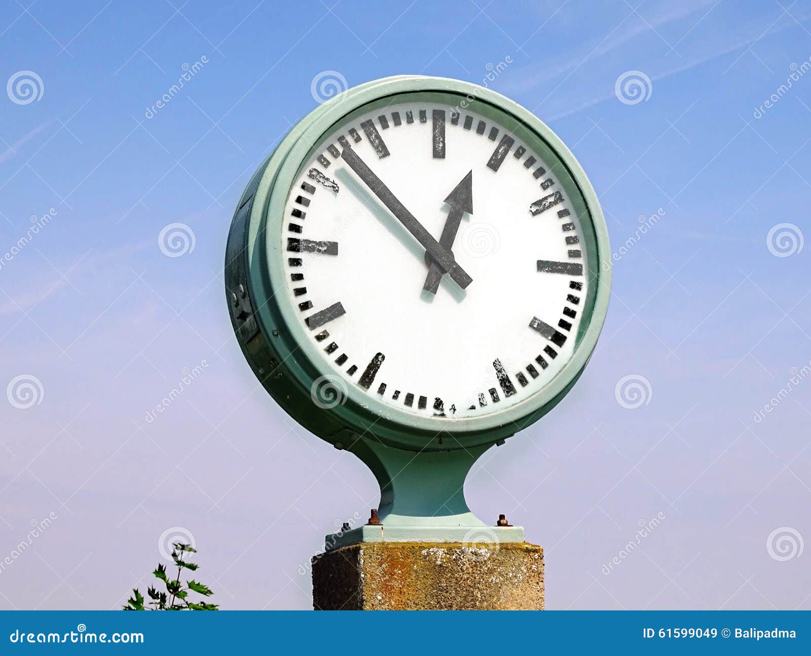 Large outdoor clock stock image. Image of deadline, closing - 61599049