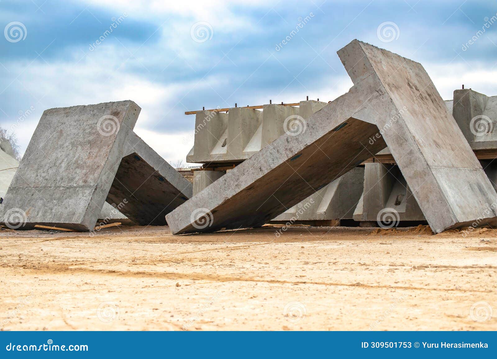 Large Reinforced Concrete Structures at the Construction Site ...