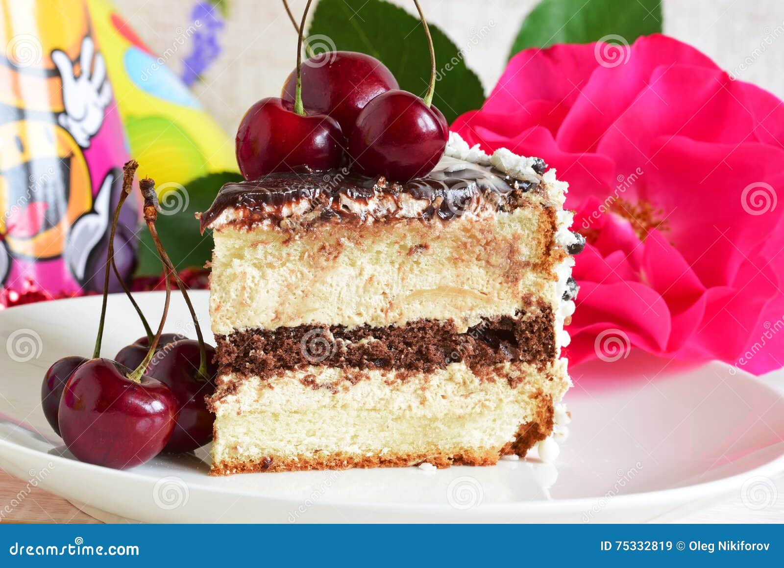 Large round cake stock image. Image of mint, delicious - 75332819