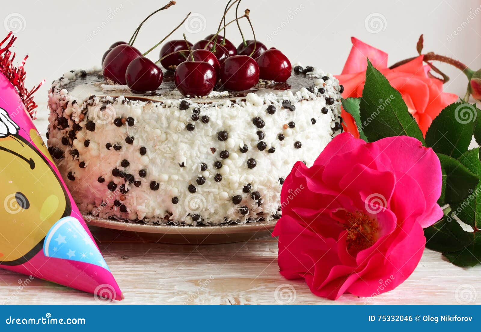 Large round cake stock photo. Image of frosted, cake - 75332046