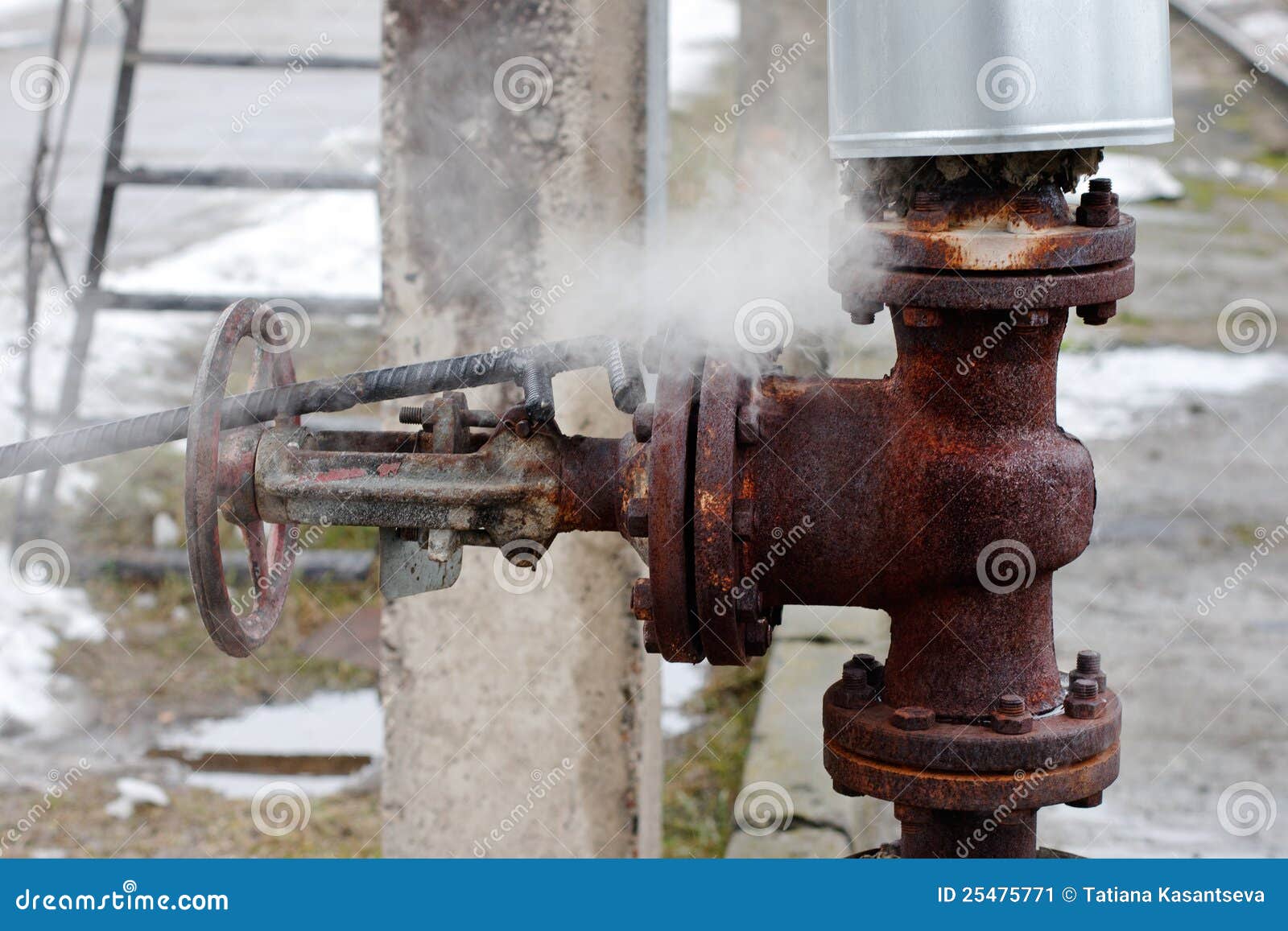 Large Rusty Valve is Broken. Stock Image - Image of production, pipes ...