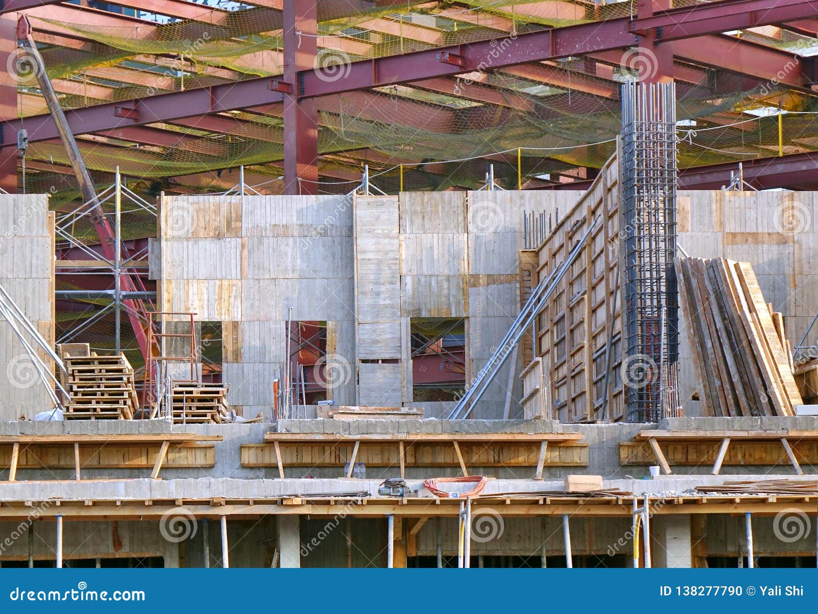 Large Scale Construction Site Stock Photo - Image of frame, highrise ...
