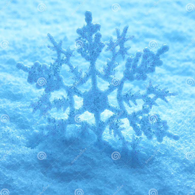 Large snowflake on snow stock image. Image of large, flake - 18962987