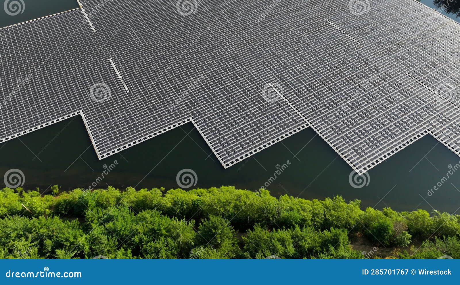 Large Solar Panel Array Floating on a Body of Water in New Jersey Stock ...