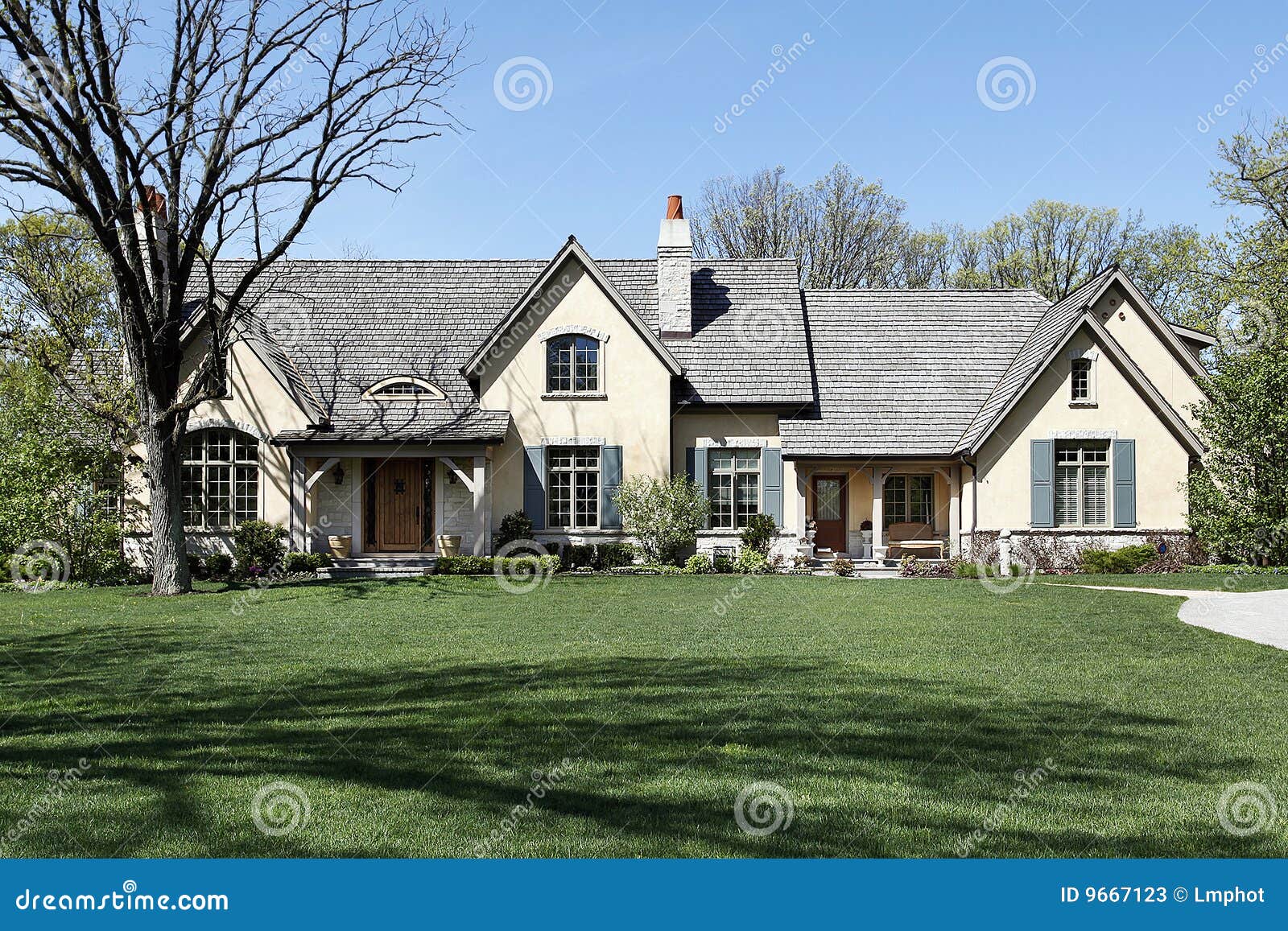 Large suburban home stock image. Image of living, custom - 9667123