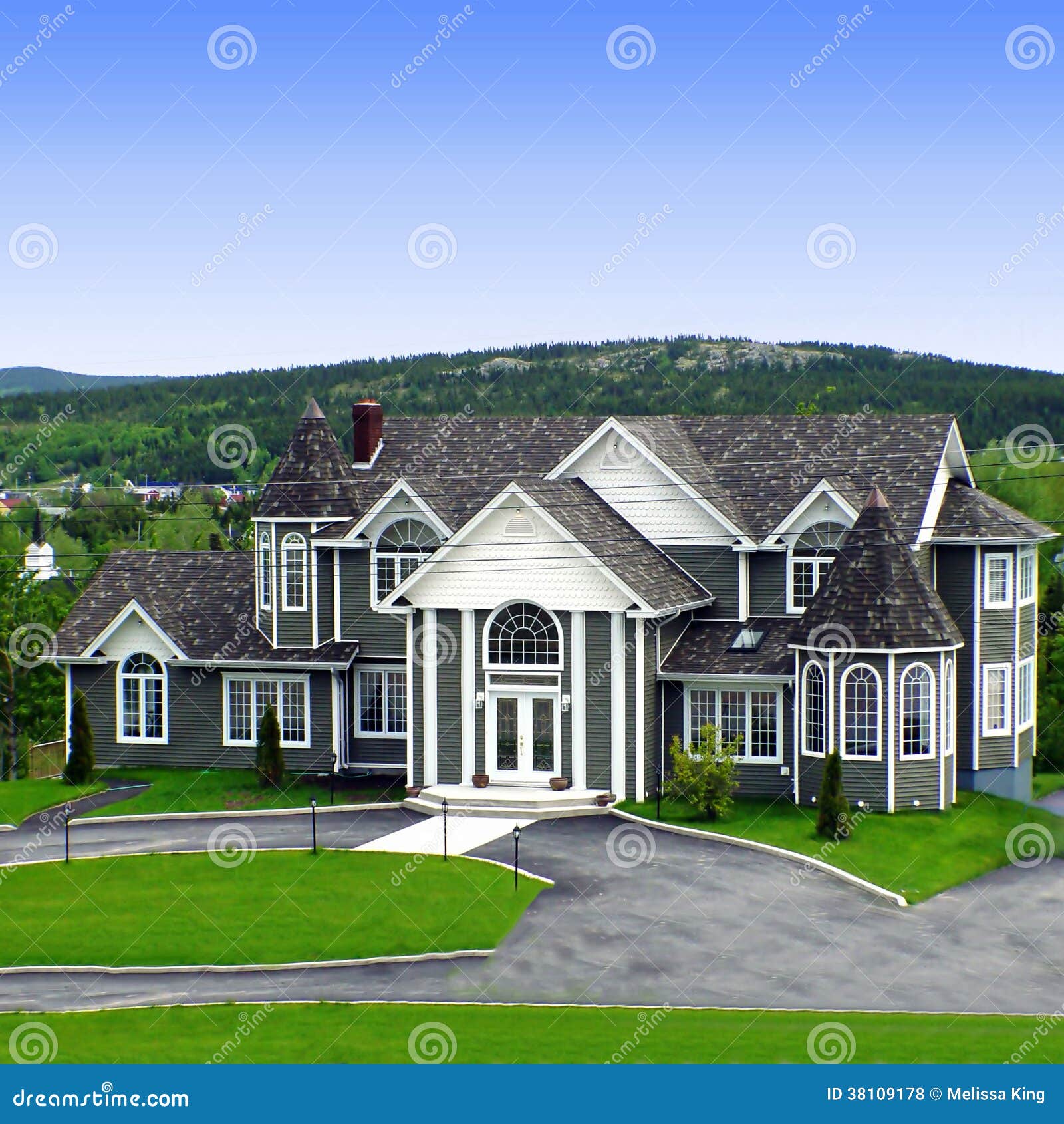 Large suburban house stock photo. Image of home, cement - 38109178