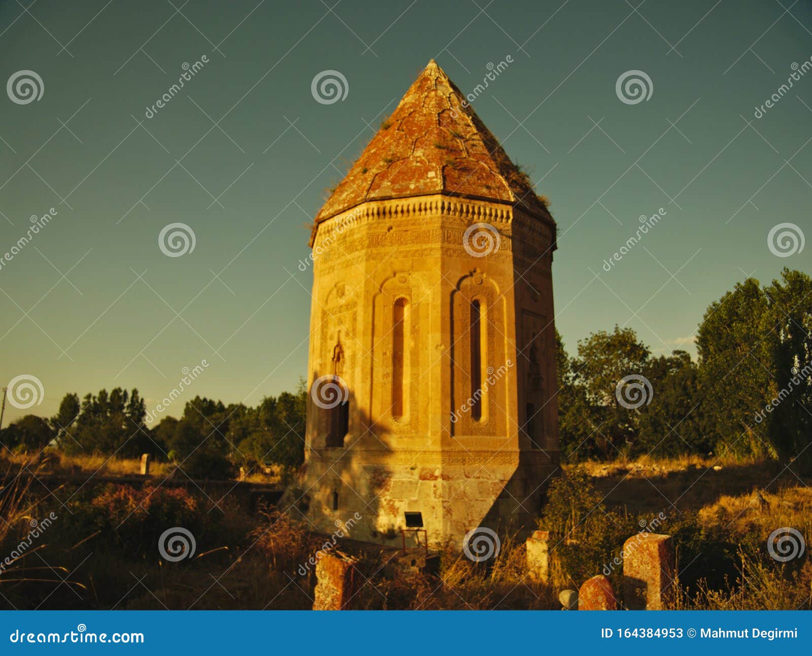 A Historic Large Tomb in Van/ Turkey Stock Image - Image of gevaa ...