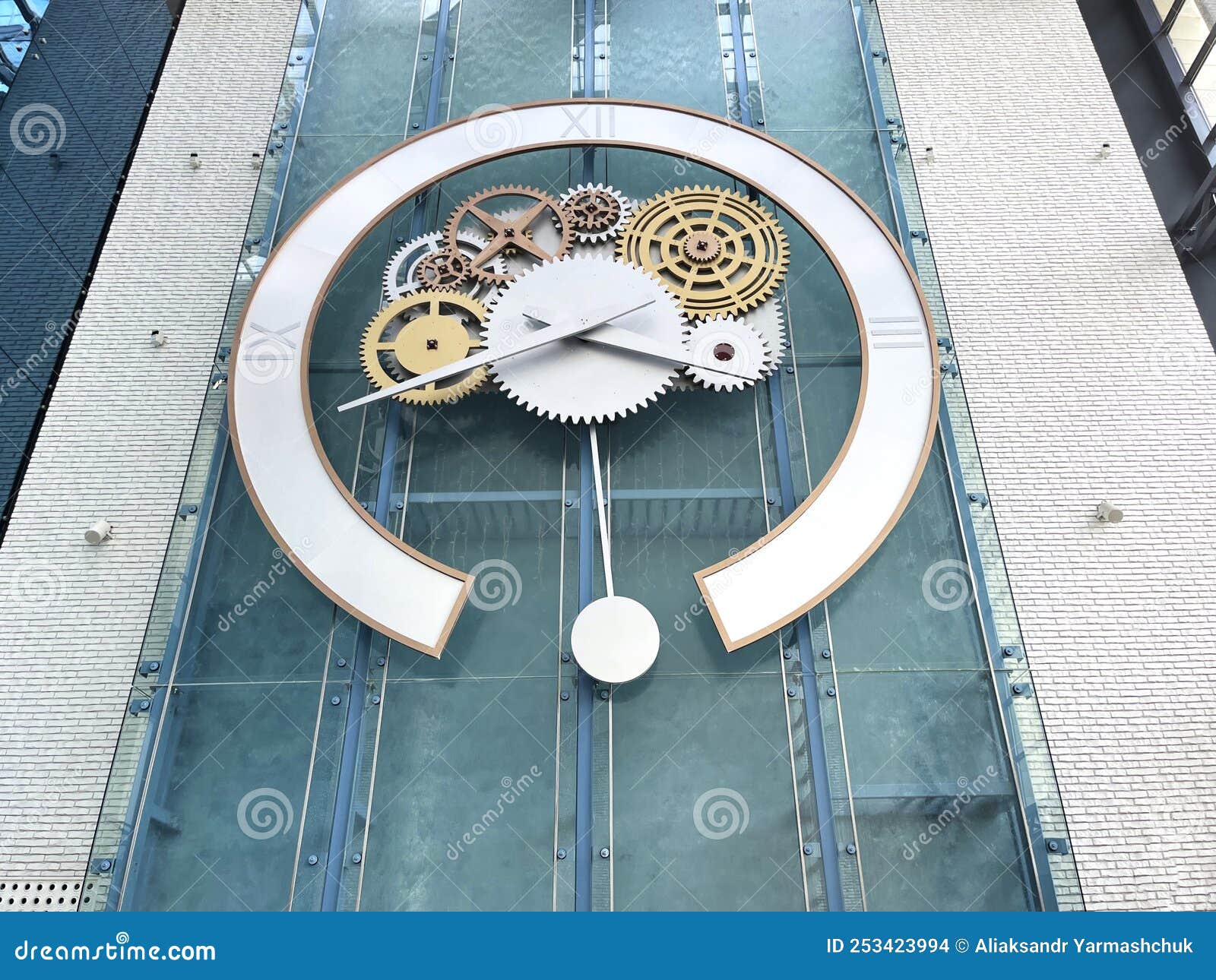 A Large Wall Clock Hangs at the Entrance To the Mall Stock Photo ...