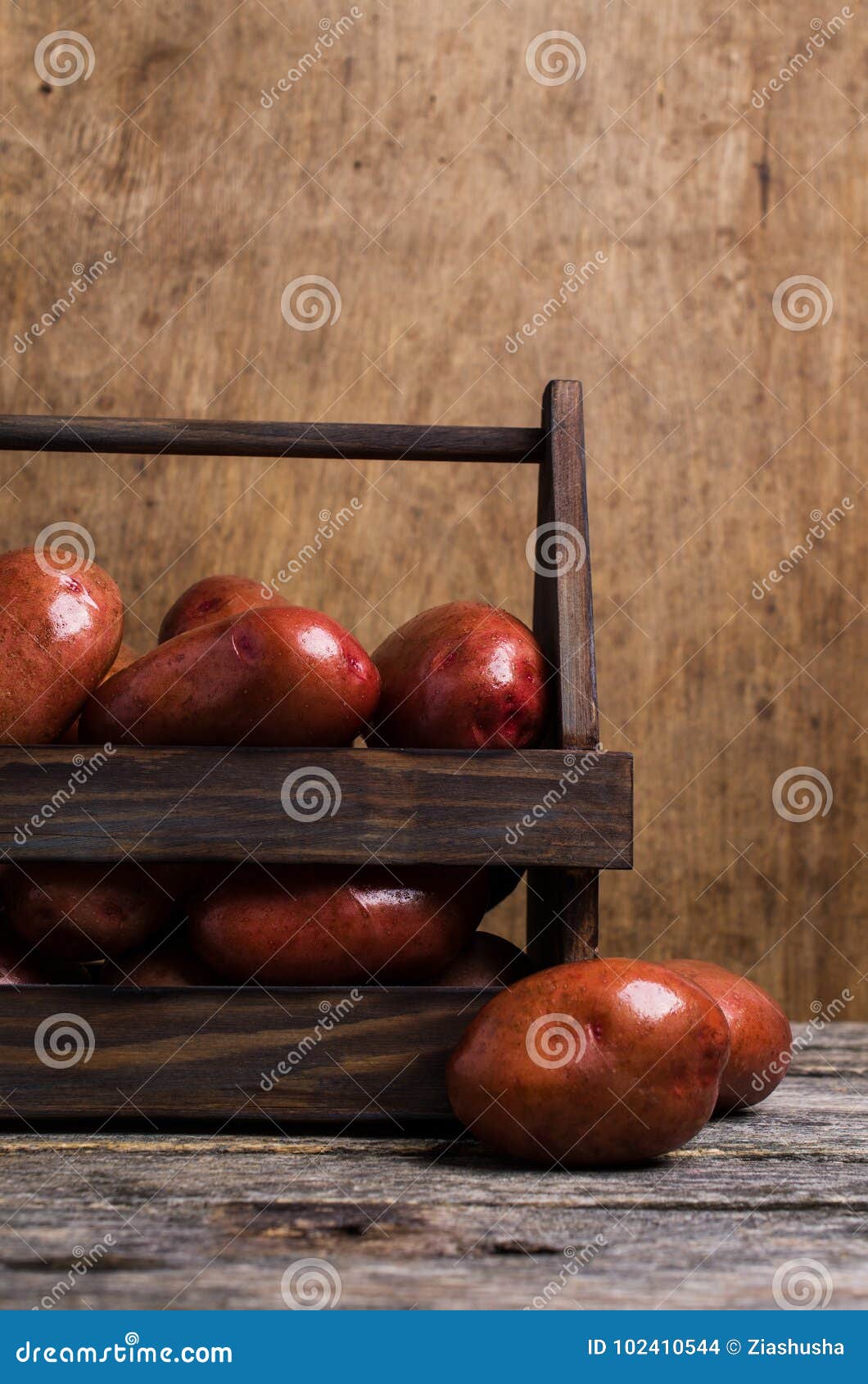 Large washed potatoes stock photo. Image of pannier - 102410544