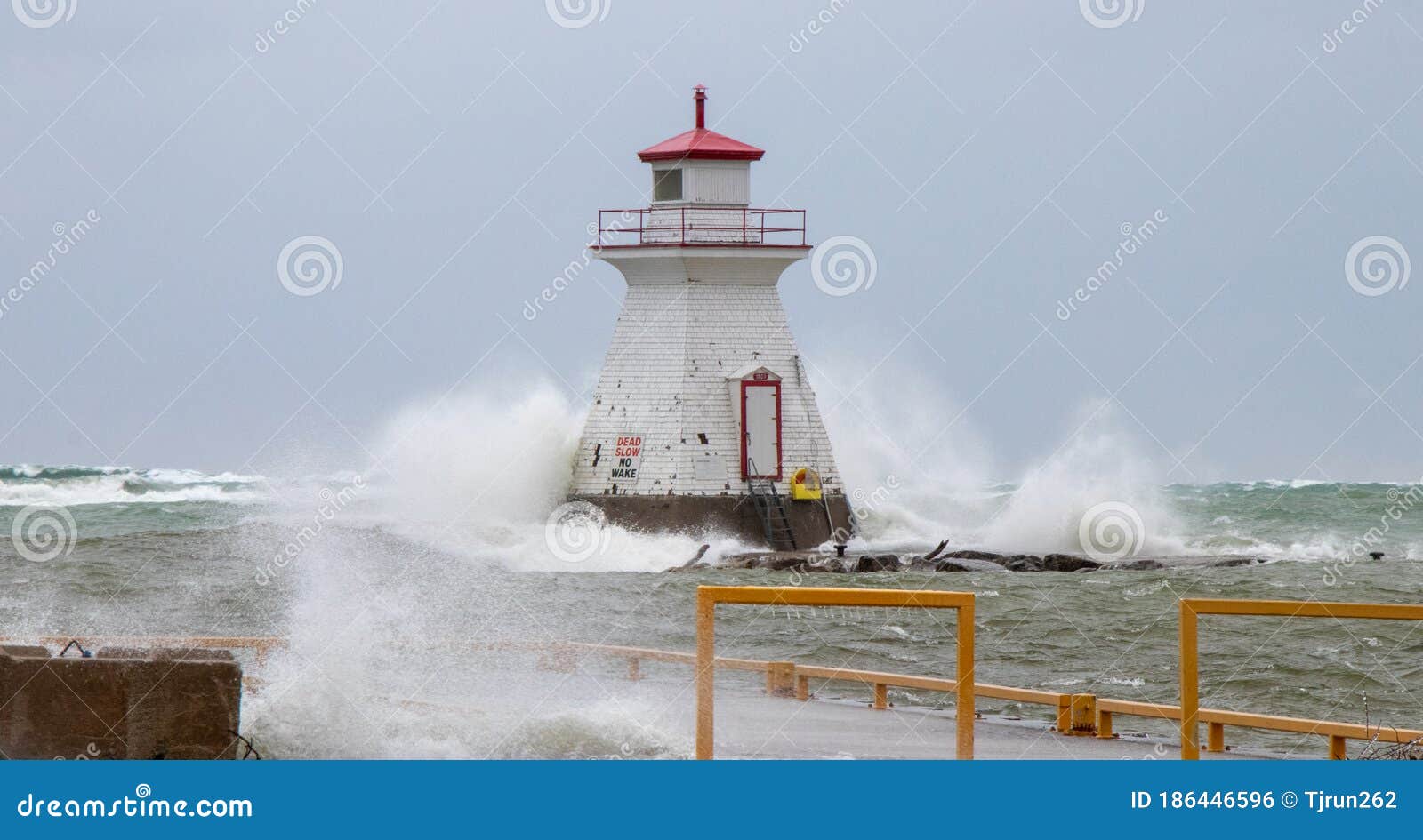 Large Waves Hitting the Lighthouse at Southampton on Lake Huron Stock ...