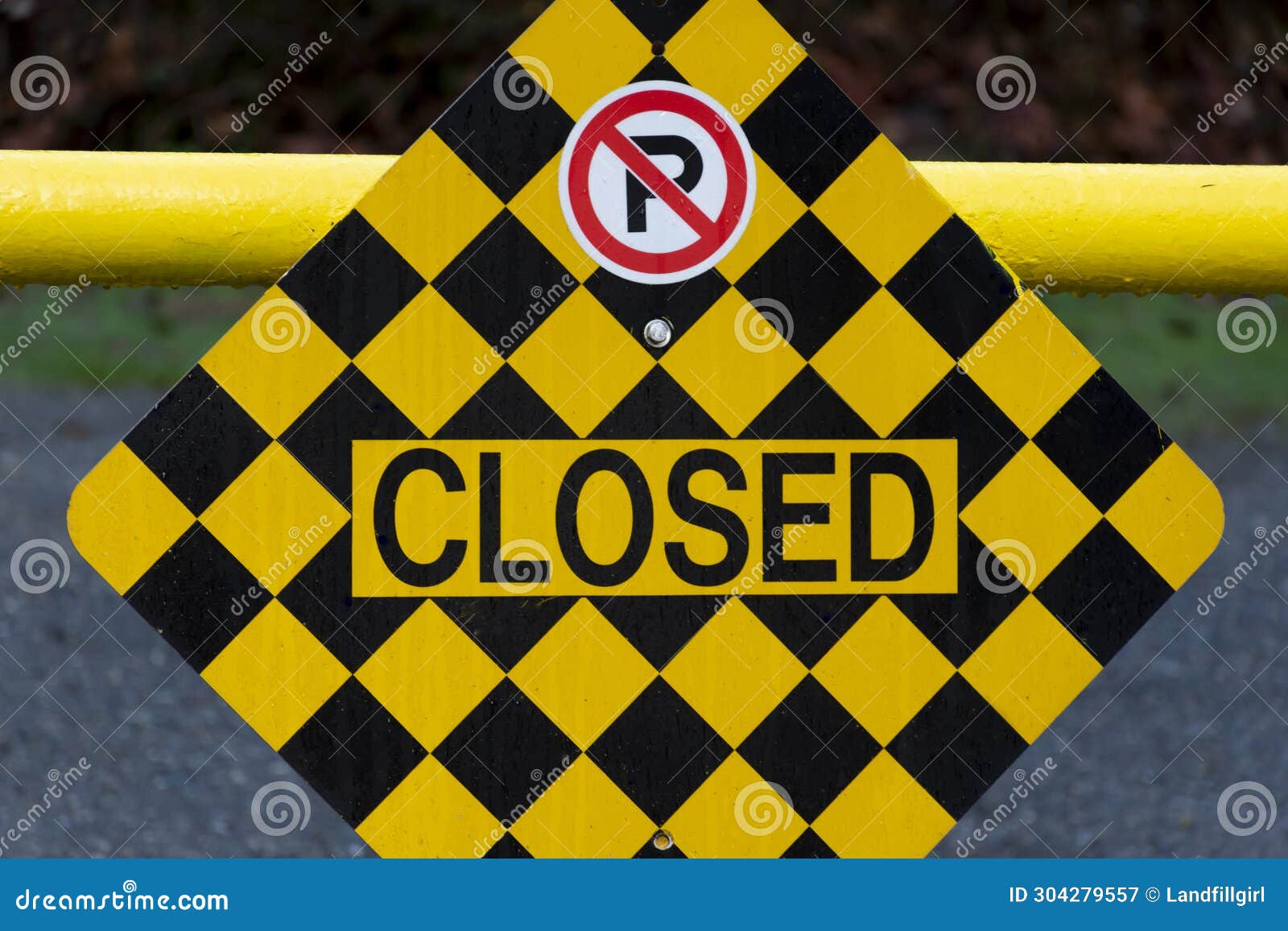 Large Yellow and Black Gate Closed Sign Stock Image - Image of light ...