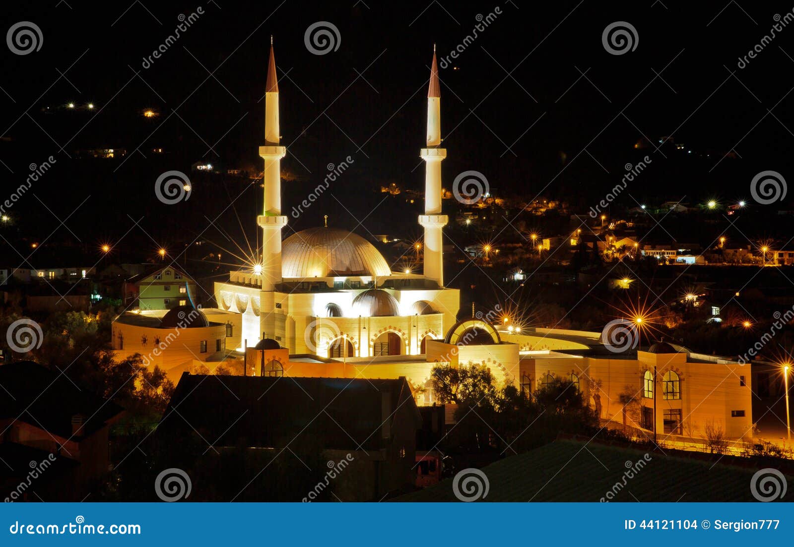 Largest Mosque In Central Asia And Main Mosque Of Turkmenistan The ...