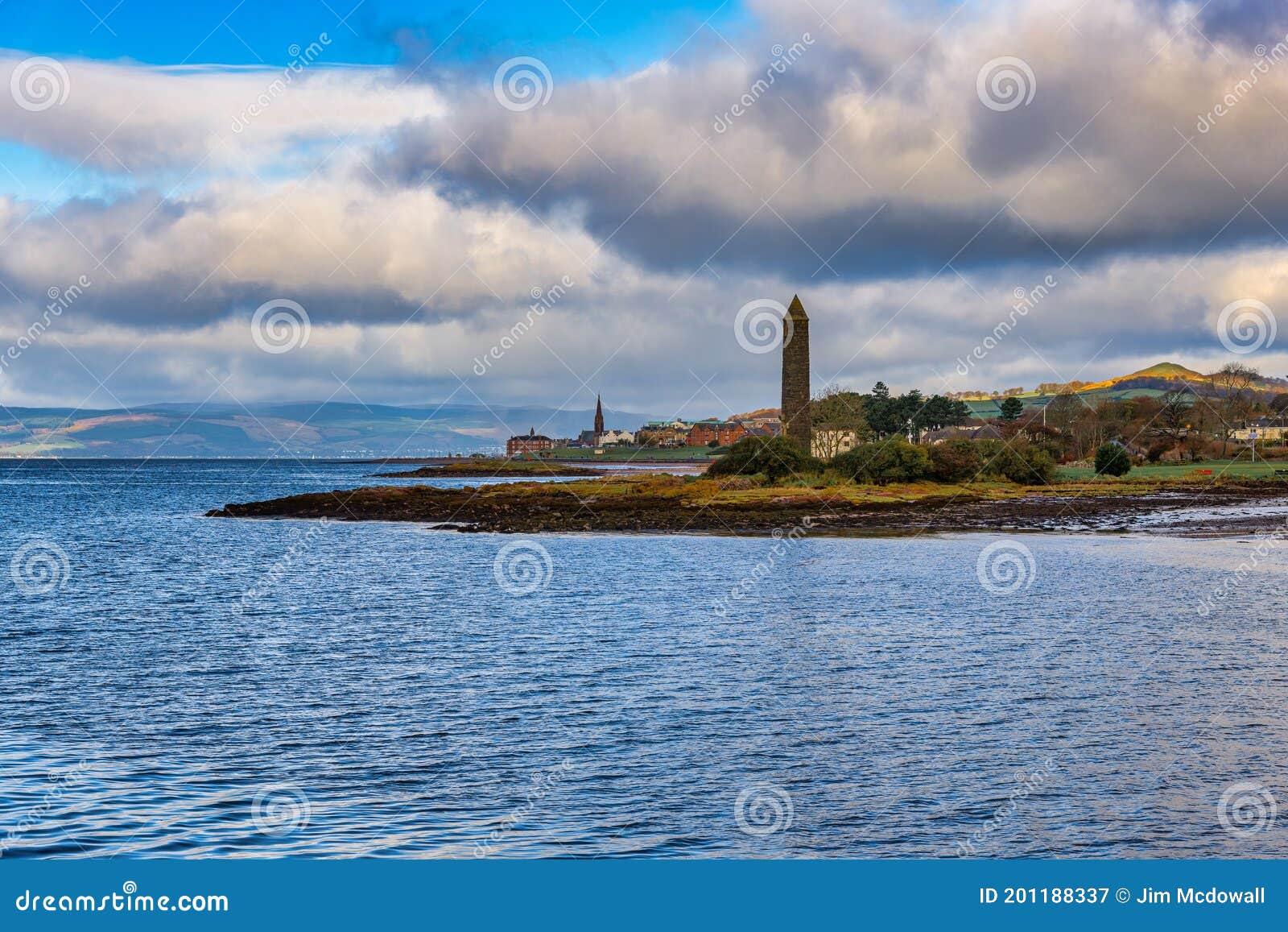 Largs Foreshore And The Pencil Monument Commemorating The Viking Battle ...