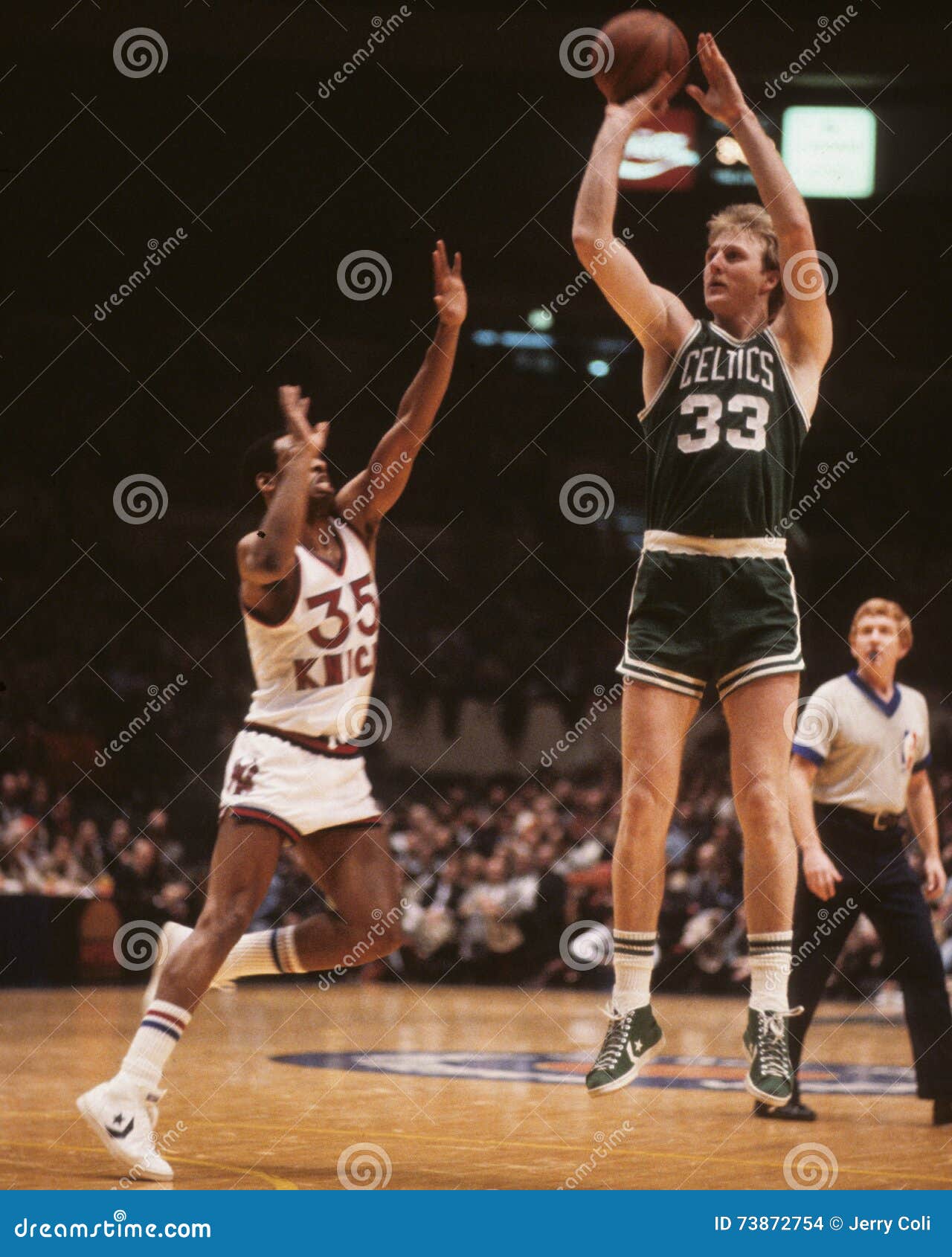 Larry Bird image stock éditorial. Image du image, couleur - 73872754
