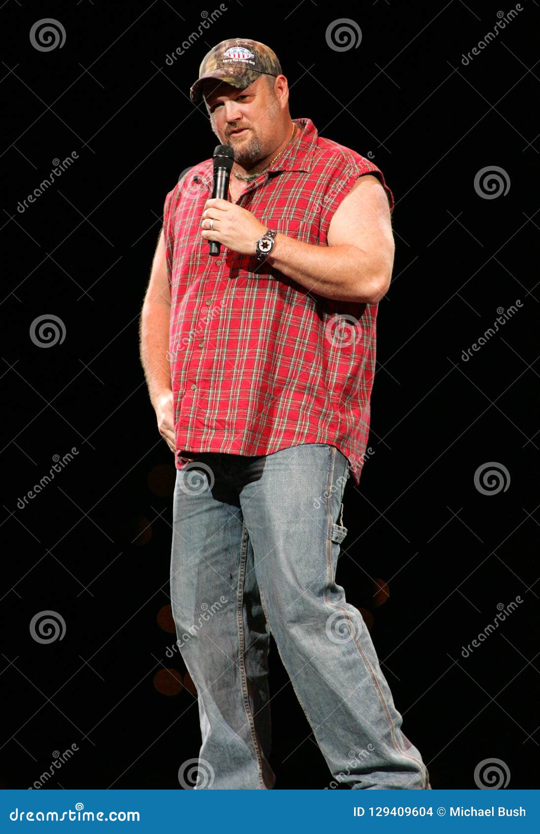 Larry the Cable Guy Performs Stand Up Editorial Stock Image - Image of ... Larry the Cable Guy Performs Stand Up Editorial Stock Image - Image of ...