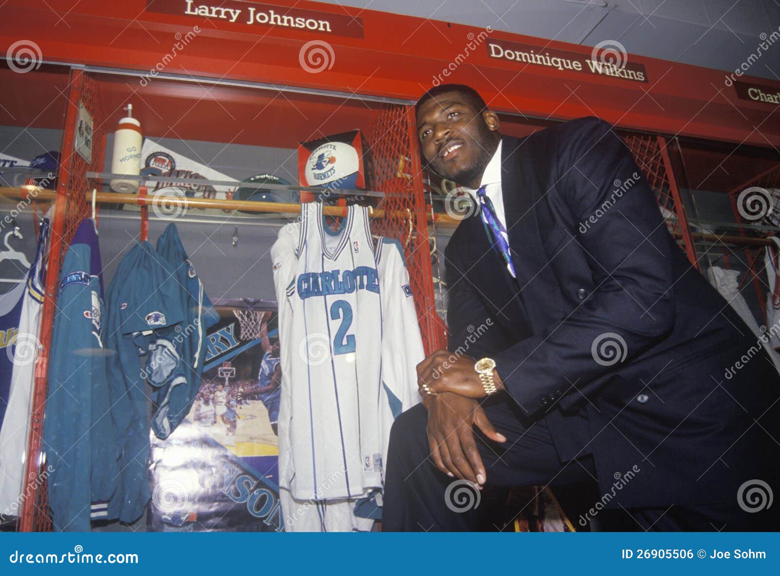 Larry Johnson editorial photo. Image of valuable, larry - 26905506