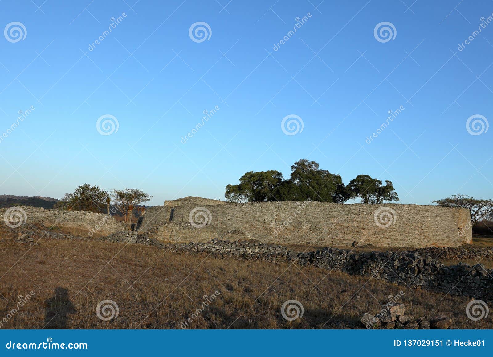 Las Ruinas De Gran Zimbabwe Imagen de archivo - Imagen de ruinas, ruina ...