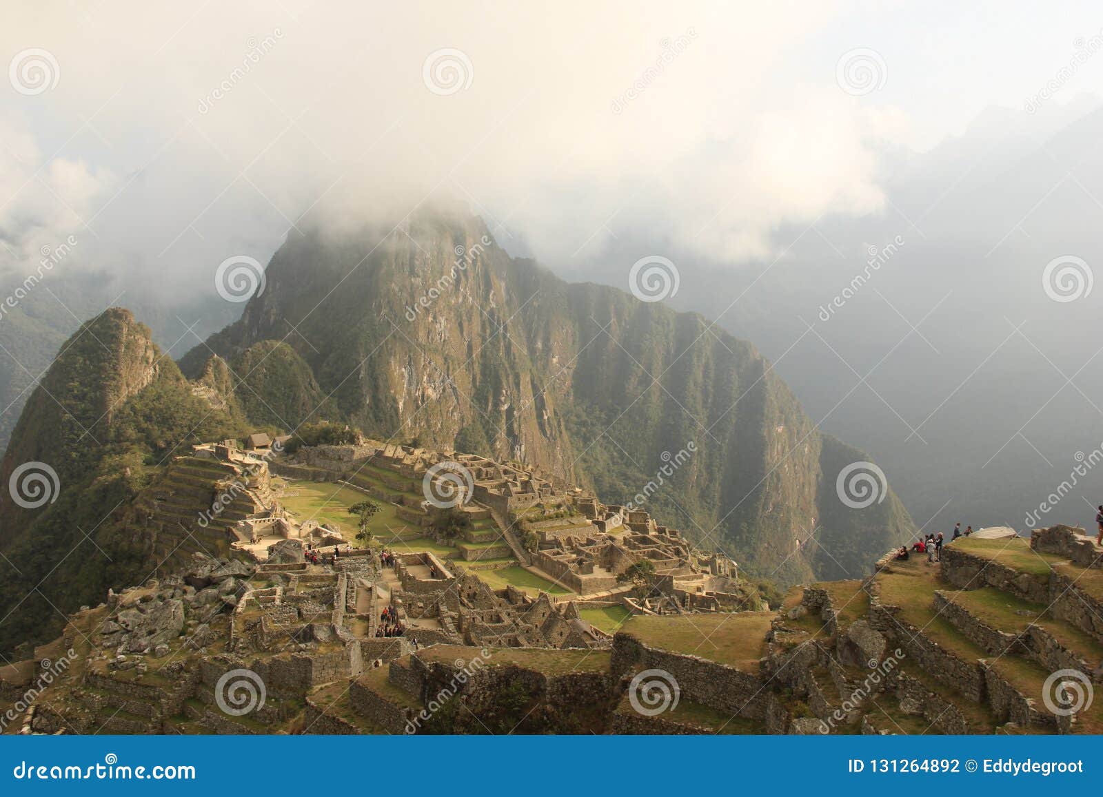 Las ruinas de Machu Picchu foto de archivo. Imagen de turismo - 131264892