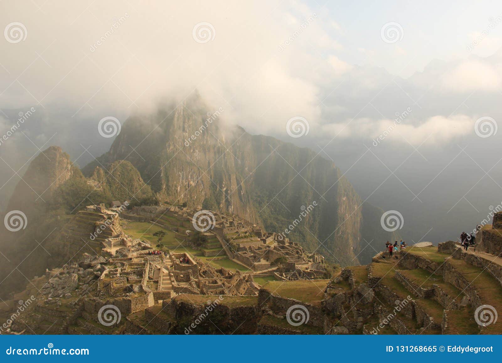 Las ruinas de Machu Picchu imagen de archivo. Imagen de americano ...