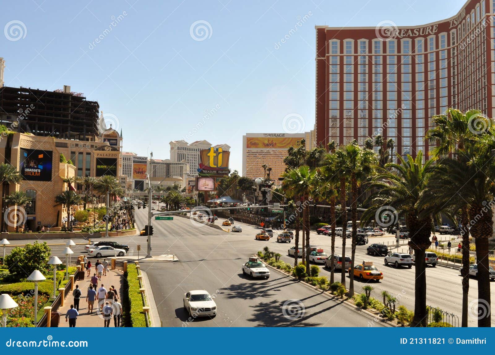 Las Vegas Intersection editorial photo. Image of intersection - 21311821