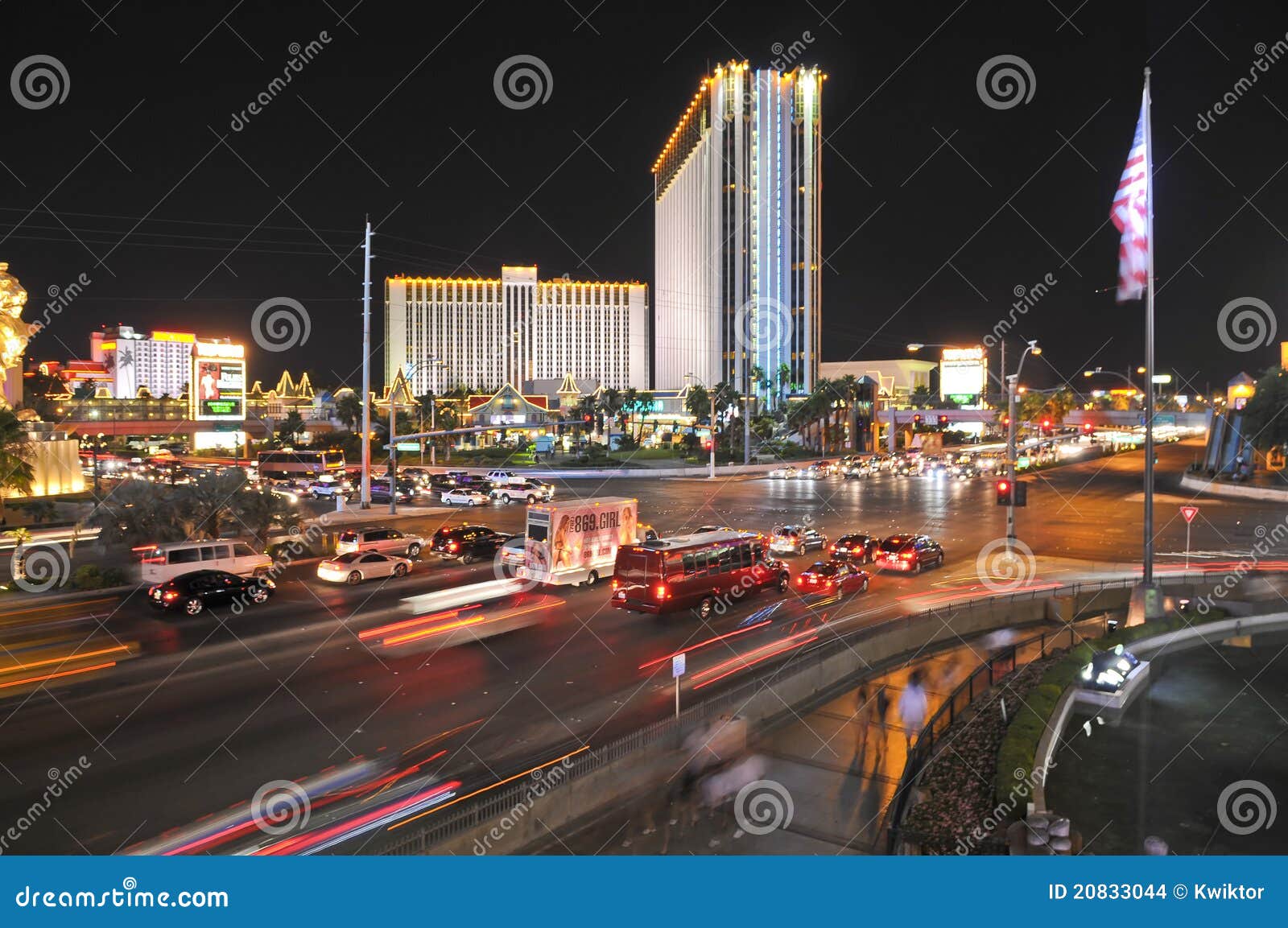 Las Vegas at Night editorial stock image. Image of king - 20833044