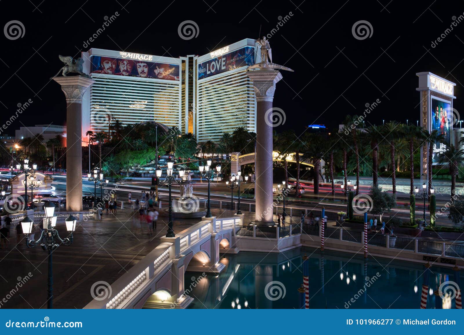 The Mirage editorial photography. Image of party, street - 101966277