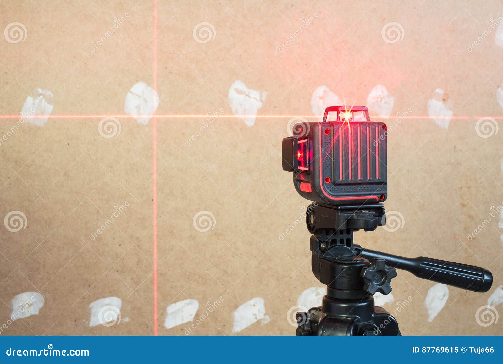 Laser level measuring tool stock image. Image of accurate - 87769615