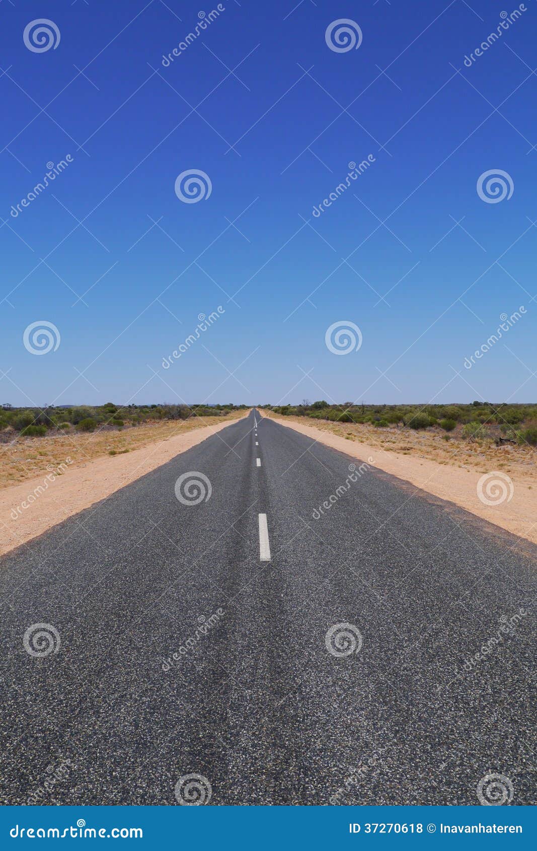 Lasseter highway stock photo. Image of earth, colors - 37270618