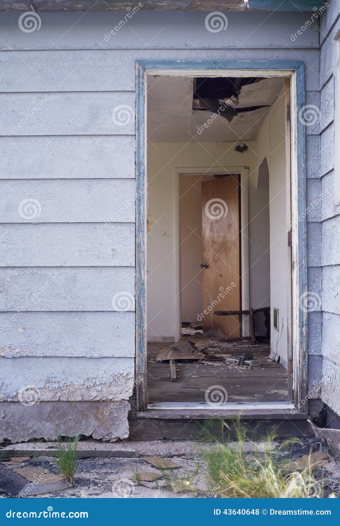Last Chance Motel stock photo. Image of decrepit, rotting - 43640648