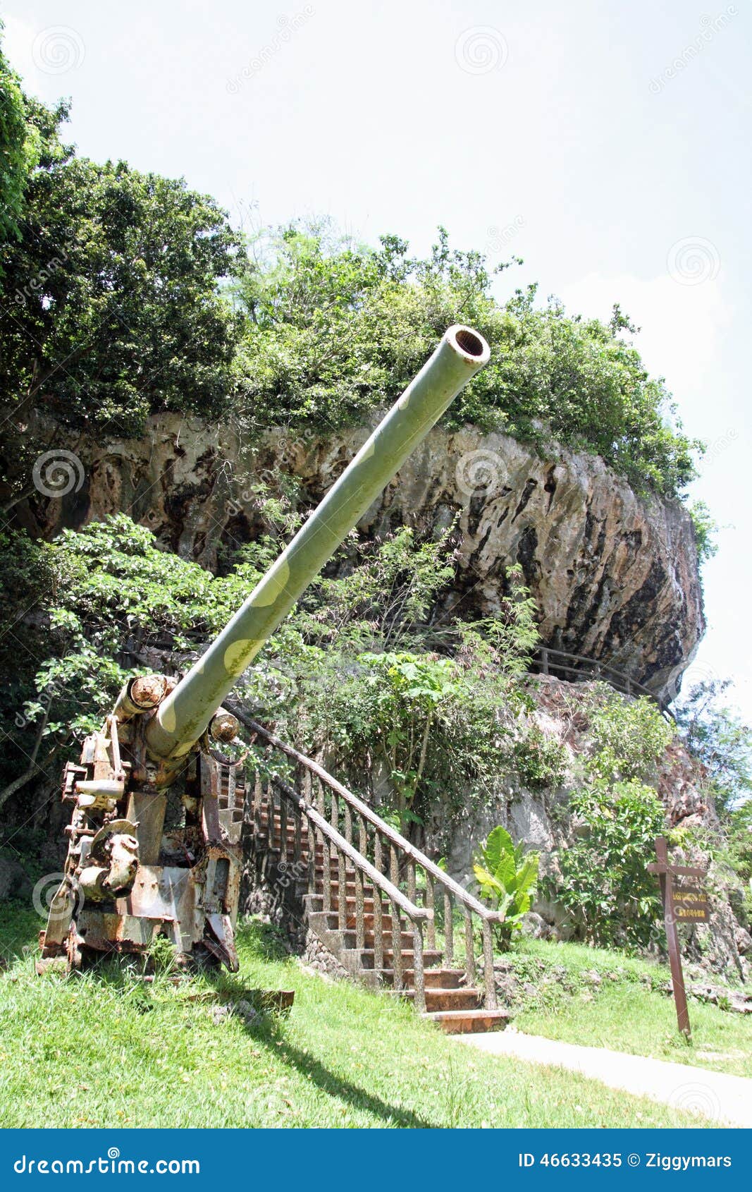 Last command post stock image. Image of nature, artillery - 46633435