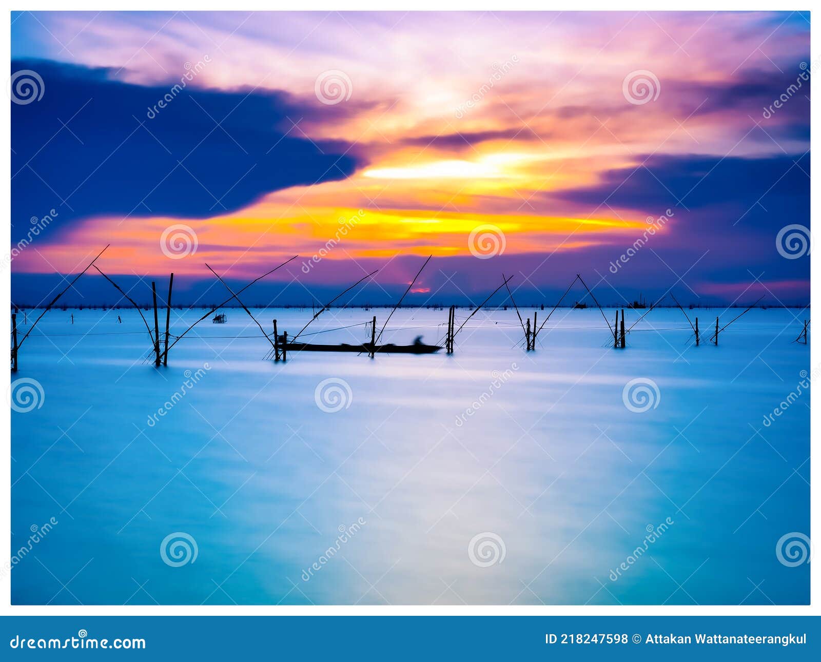 The Last Light of the Day on the Lake Lt is an Image that Nature ...