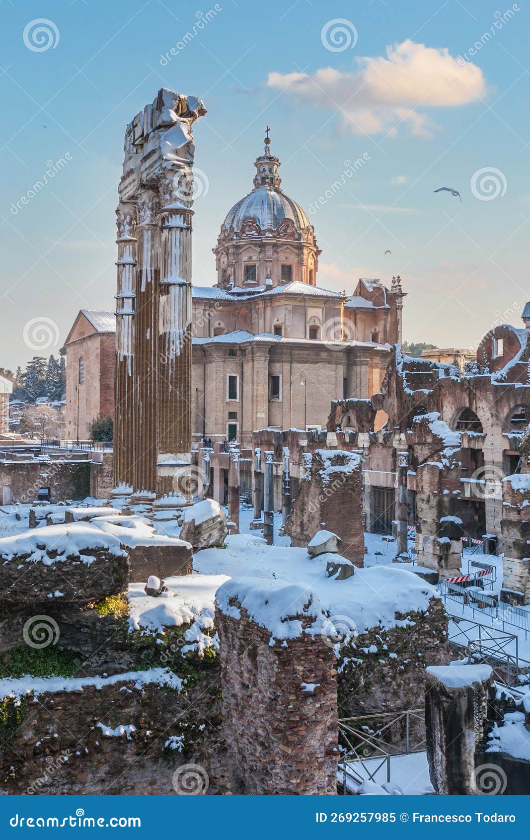 Snow on the center of Rome stock image. Image of italia - 269257985