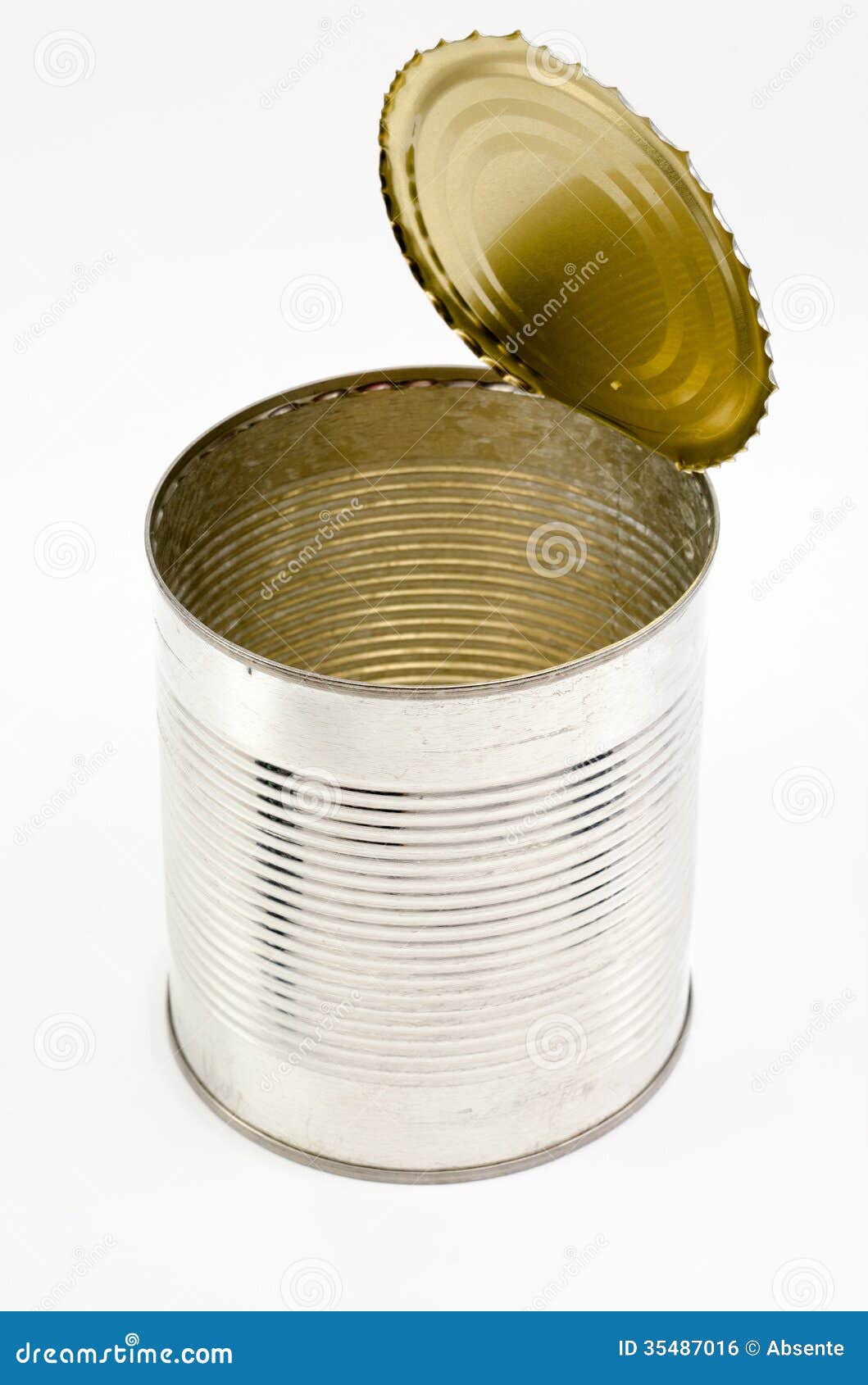 Lata Con Superior Aumentado Foto de archivo - Imagen de objetos ...