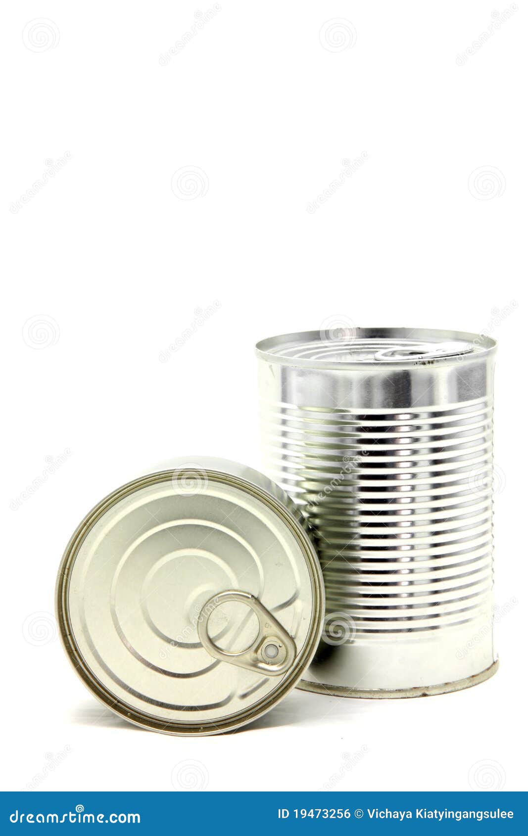 Lata de alumínio do metal foto de stock. Imagem de produto - 19473256