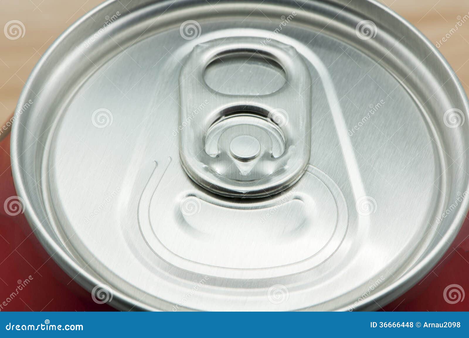 Lata de soda foto de stock. Imagem de recipiente, fresco - 36666448