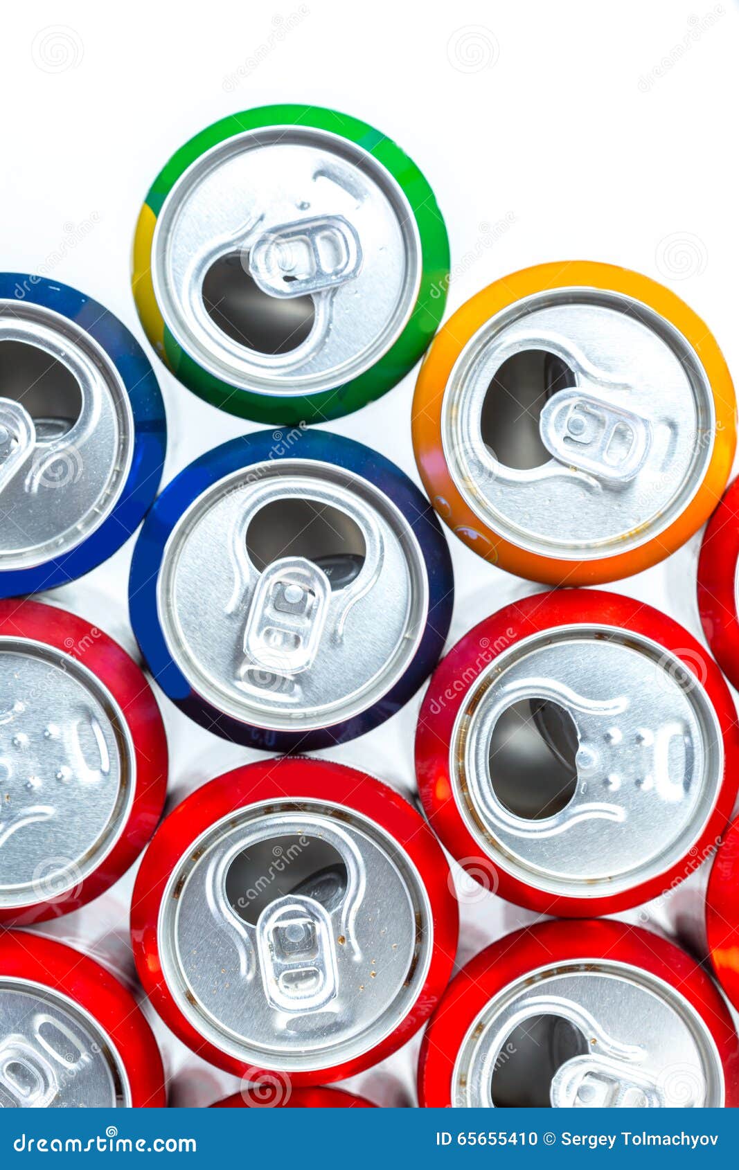 Latas de aluminio foto de archivo. Imagen de metal, restaurante - 65655410