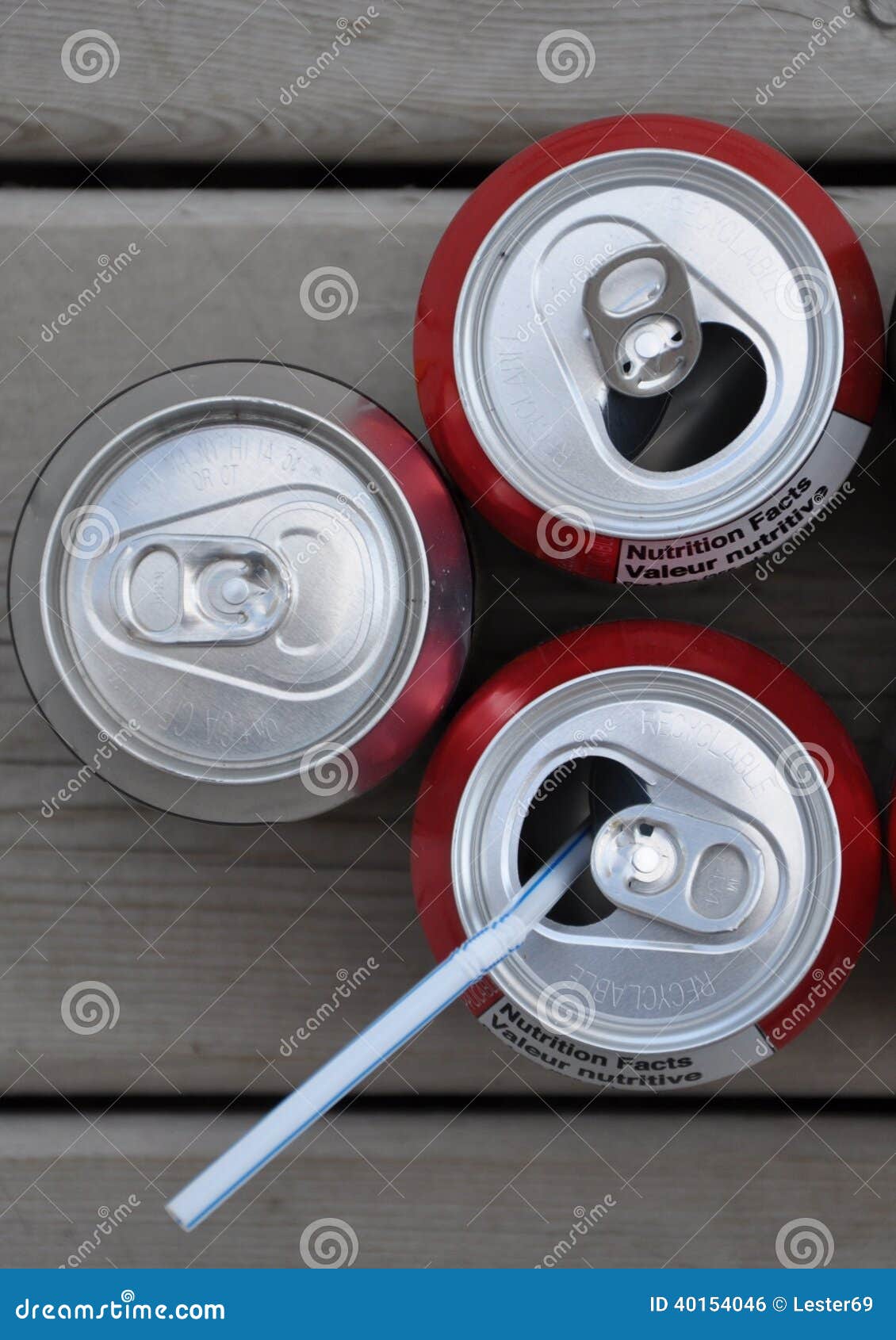 Latas de soda foto de archivo. Imagen de caja, diabético - 40154046