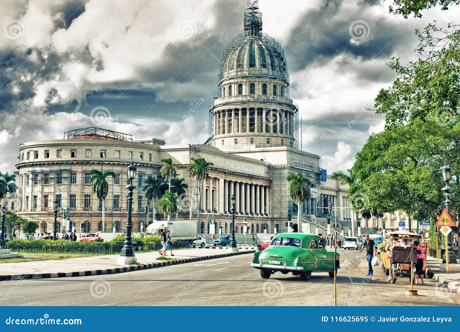Lateral View Of The Statue Of Minerva In The Roundabout With The ...