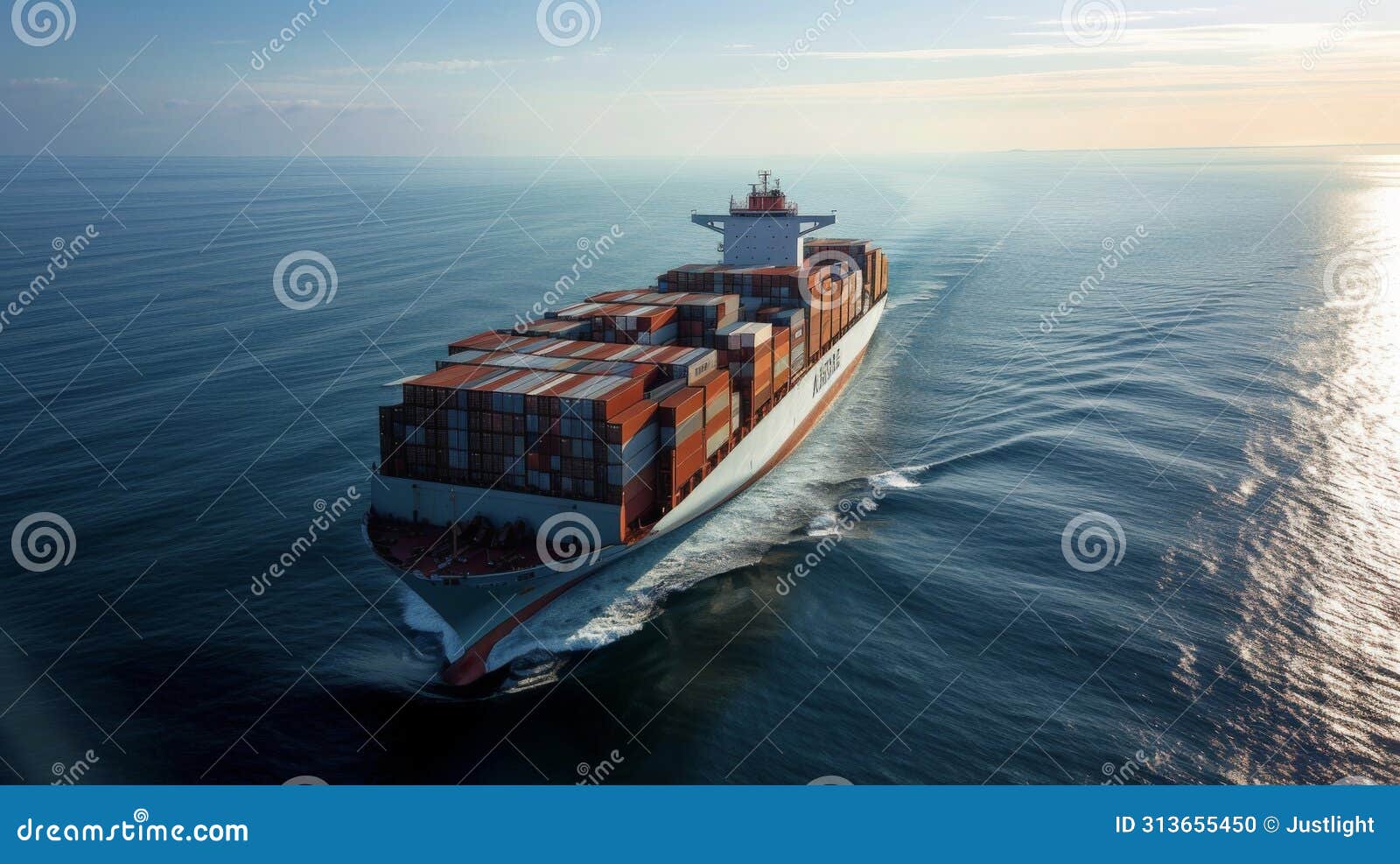 The Latest Container Ship Boasts Stateoftheart Fuel Efficiency Measures ...