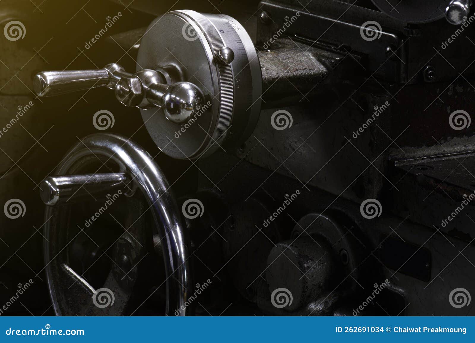 Lathe Control Knobs Close Up. and Turret, Hand Crank with Scale Stock ...