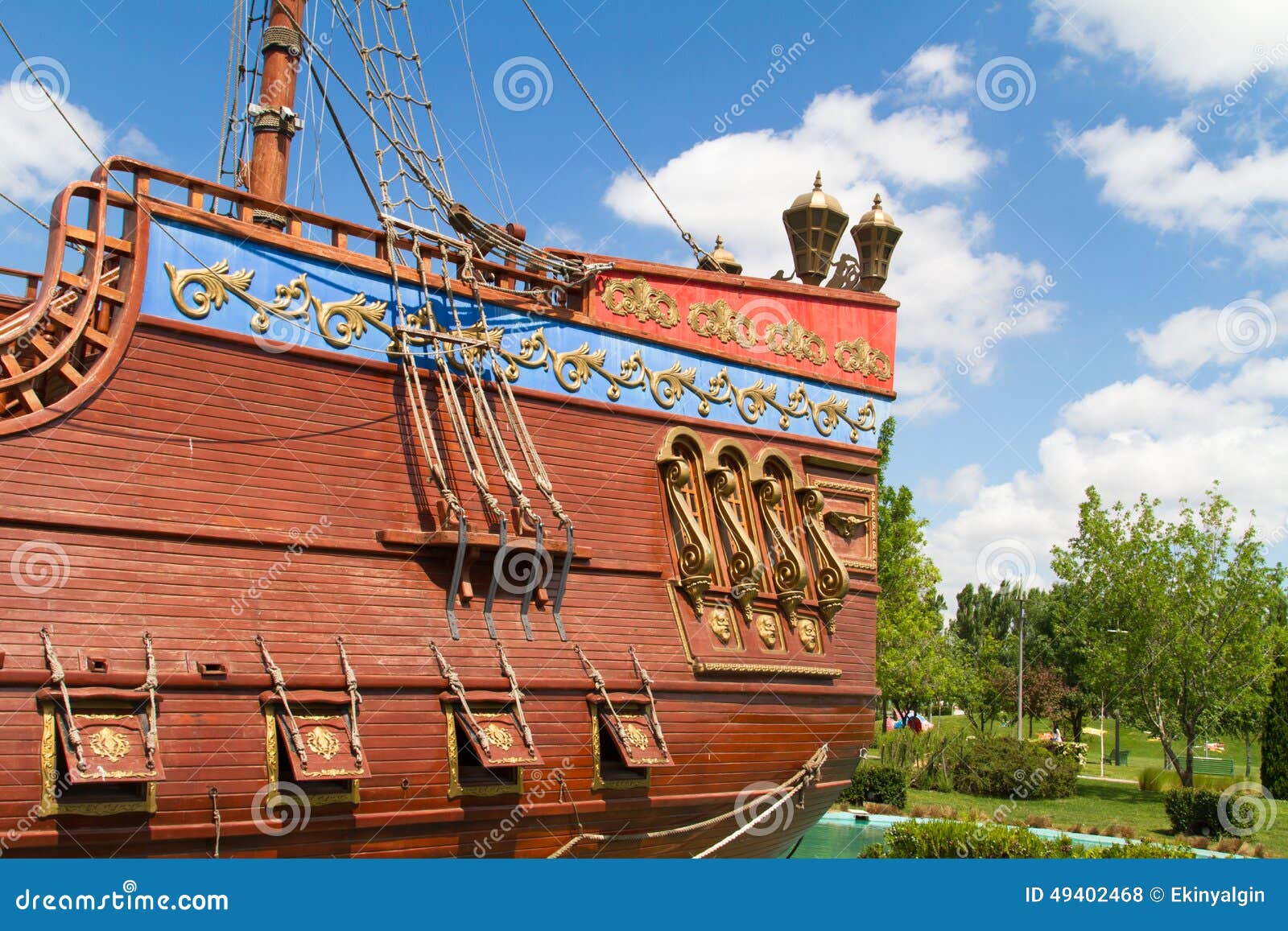 Lato Posteriore Della Nave Di Pirata Fotografia Stock - Immagine di ...