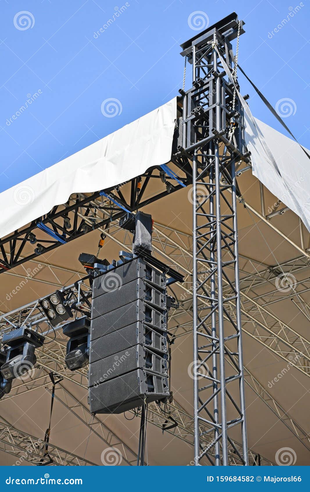 Laudspeakers on the Stage Pole Stock Photo - Image of holder, speaker ...
