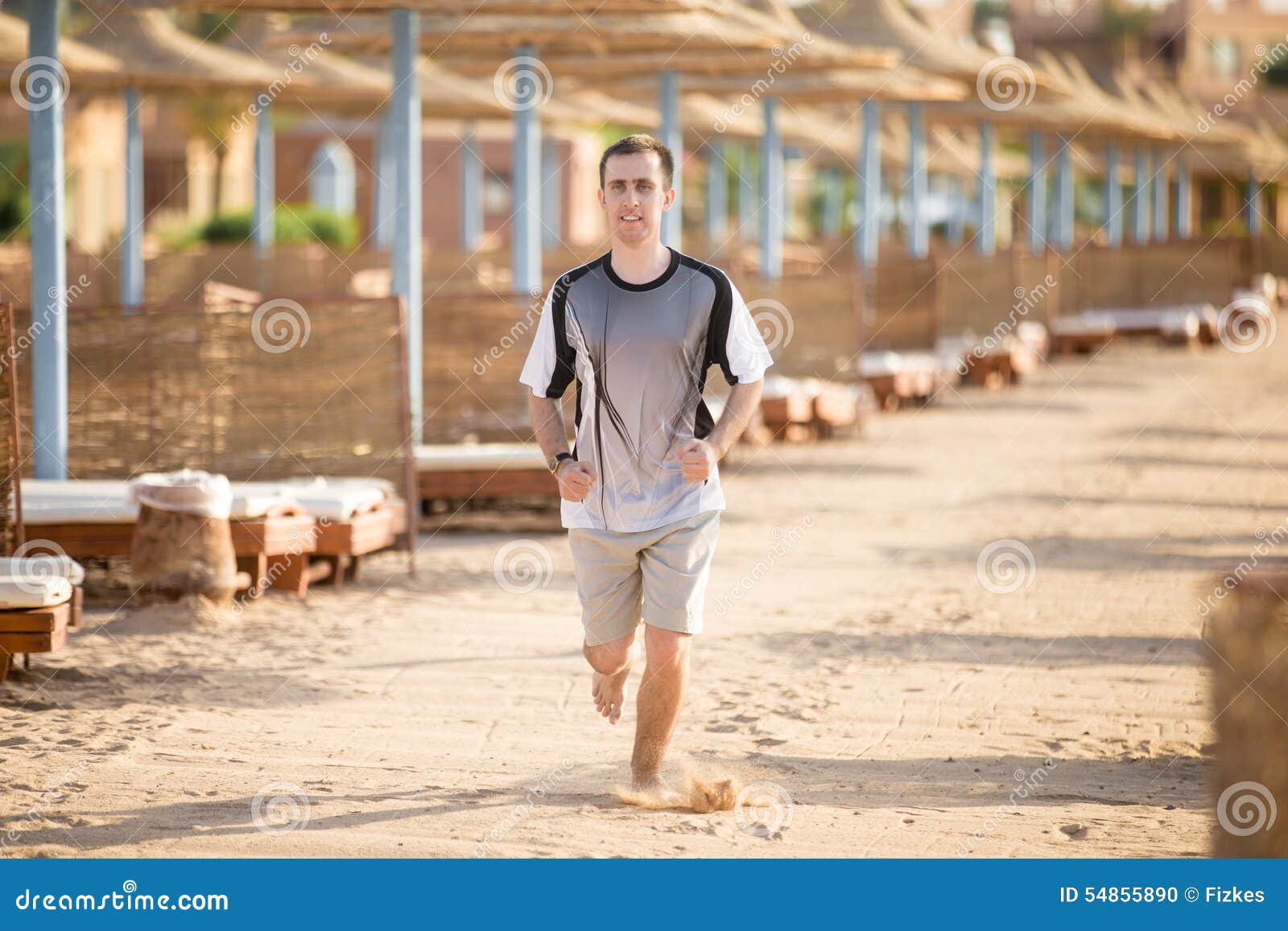 Laufender Mann stockfoto. Bild von glück, baumuster, positiv - 54855890