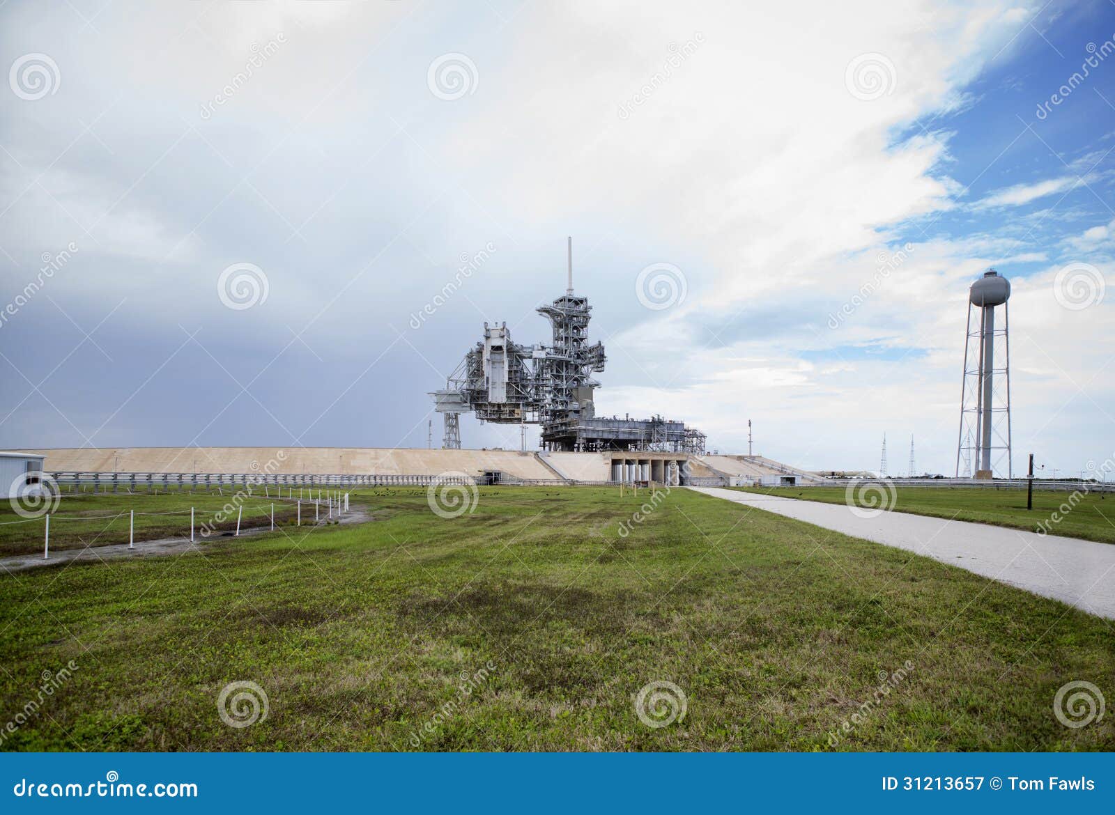 Launch Pad 39A editorial photography. Image of strike - 31213657