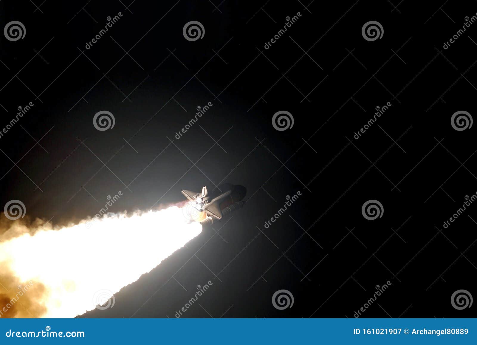 The Launch of a Space Rocket at Night, in a Dark Sky. Copy Space ...