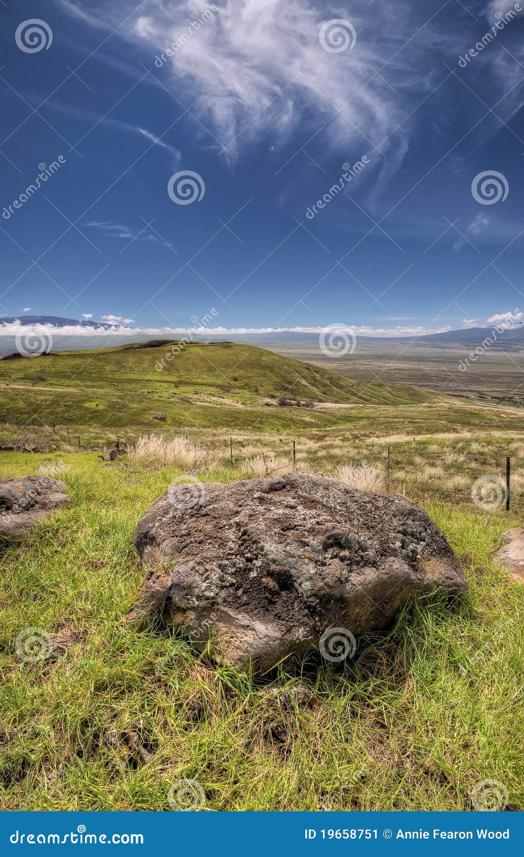 Lava Boulder in a Hawaiian Valley Stock Image - Image of arid, cinder ...