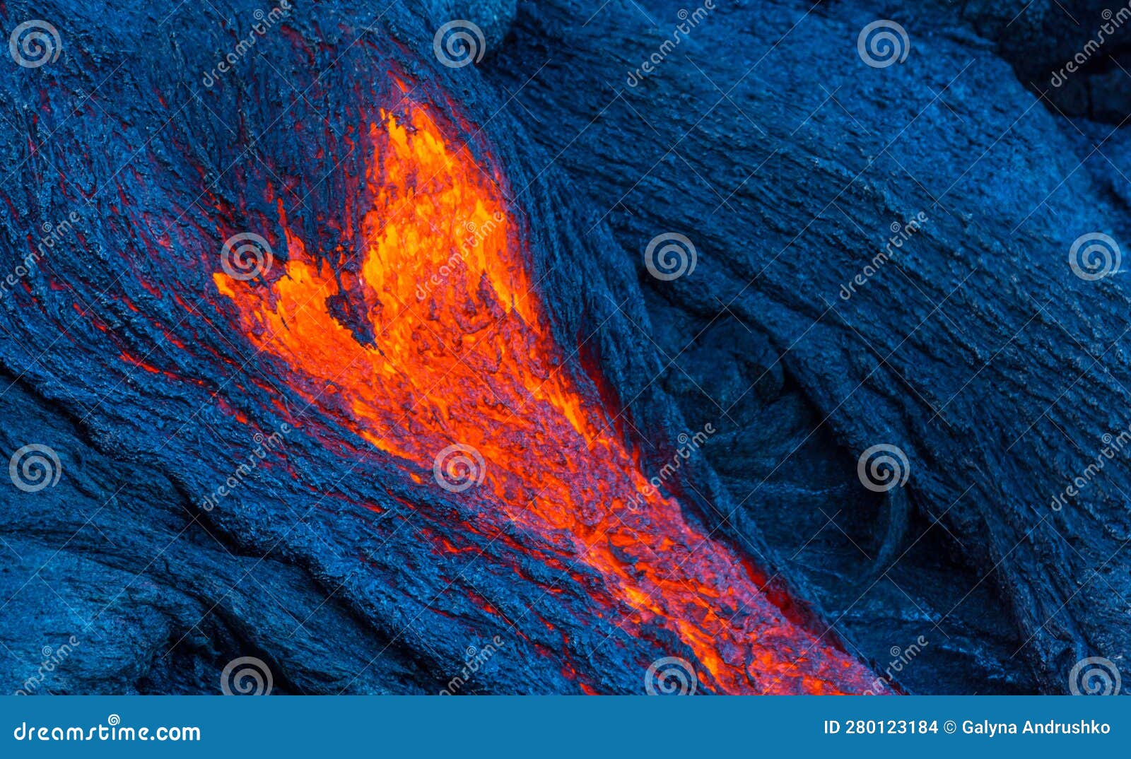 Lava foto de archivo. Imagen de cubo, alza, fundido - 280123184