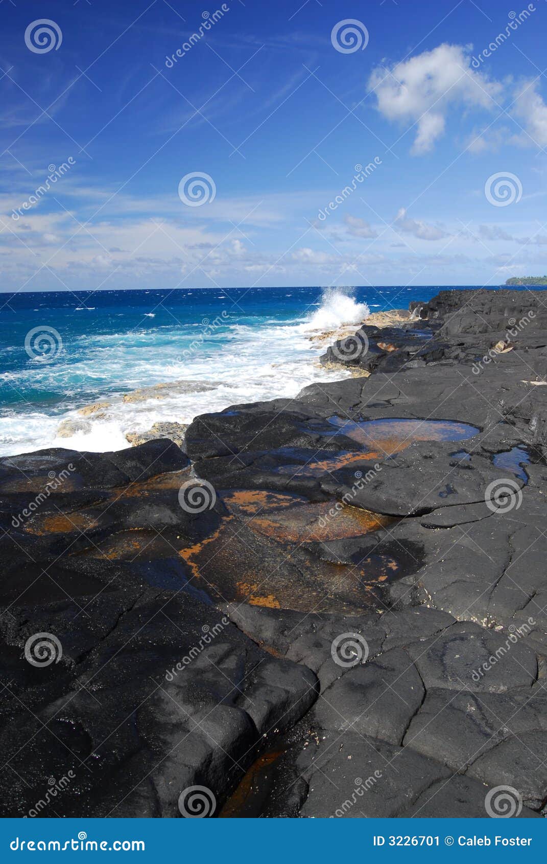 Lava Rock and Ocean in Hawaii Stock Image - Image of coast, kauai: 3226701