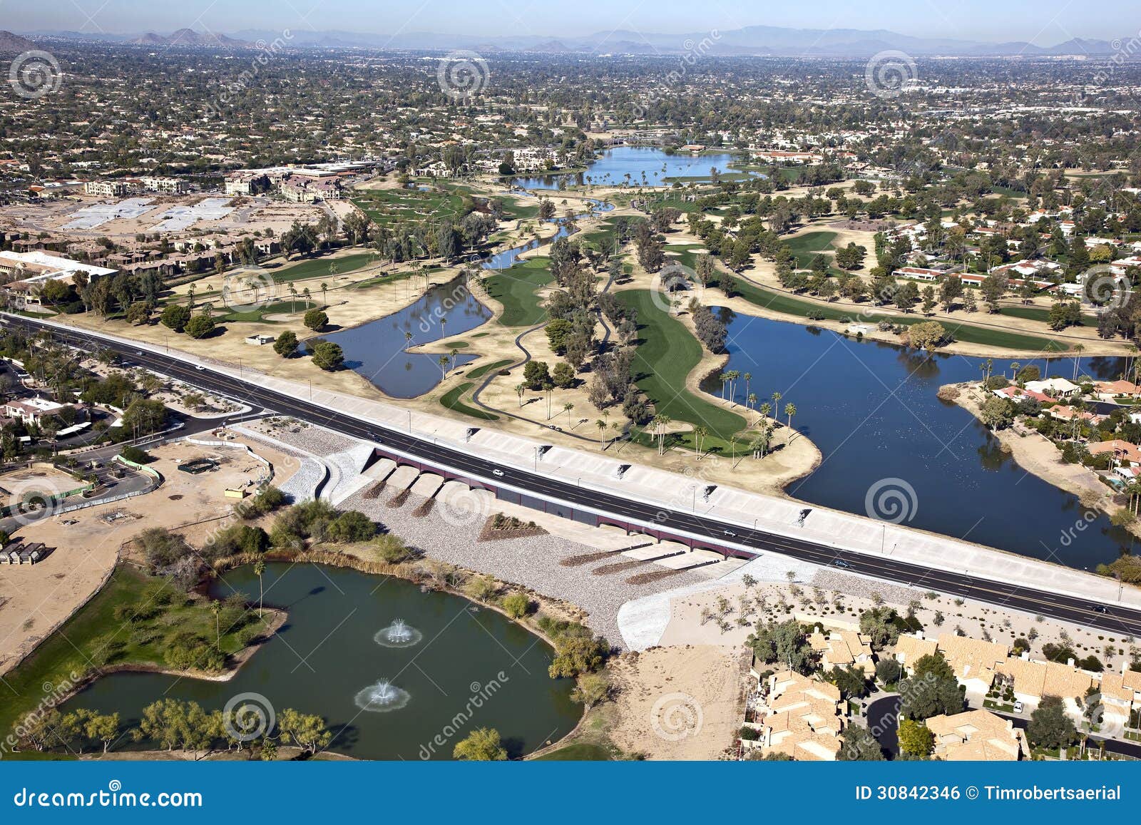 Lavado indio de la curva foto de archivo. Imagen de agua - 30842346