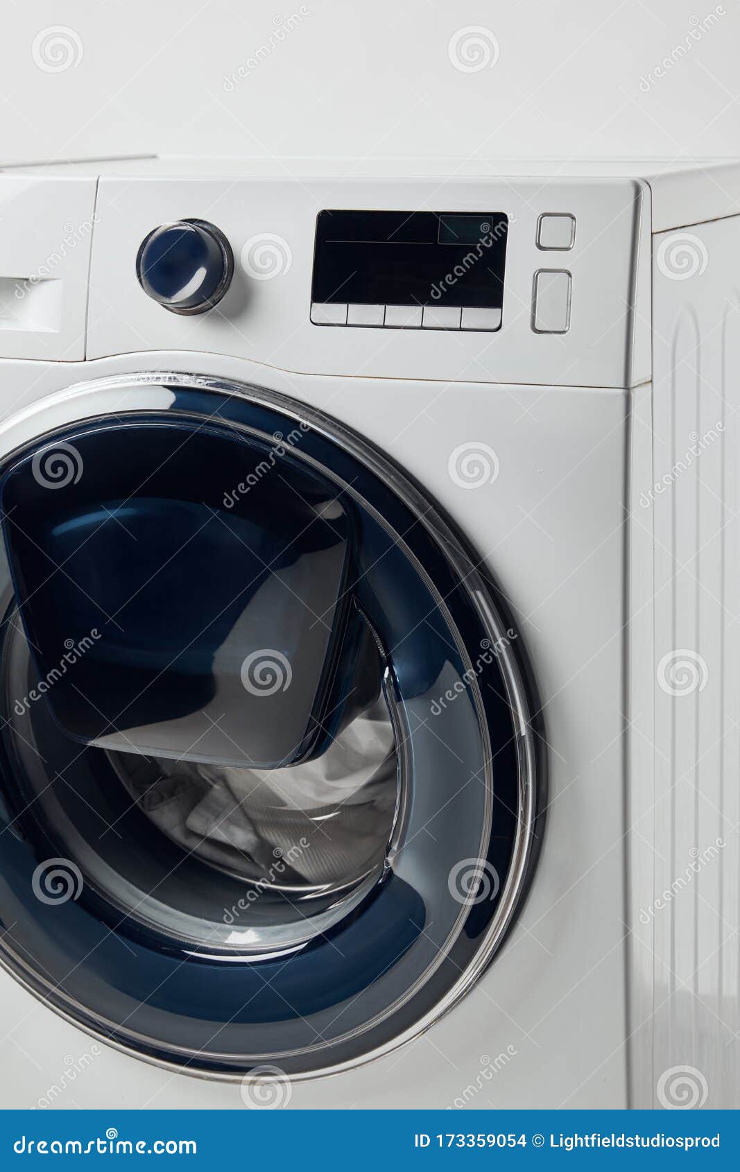 Lavadora Moderna Con Pantalla Negra Foto de archivo - Imagen de ...